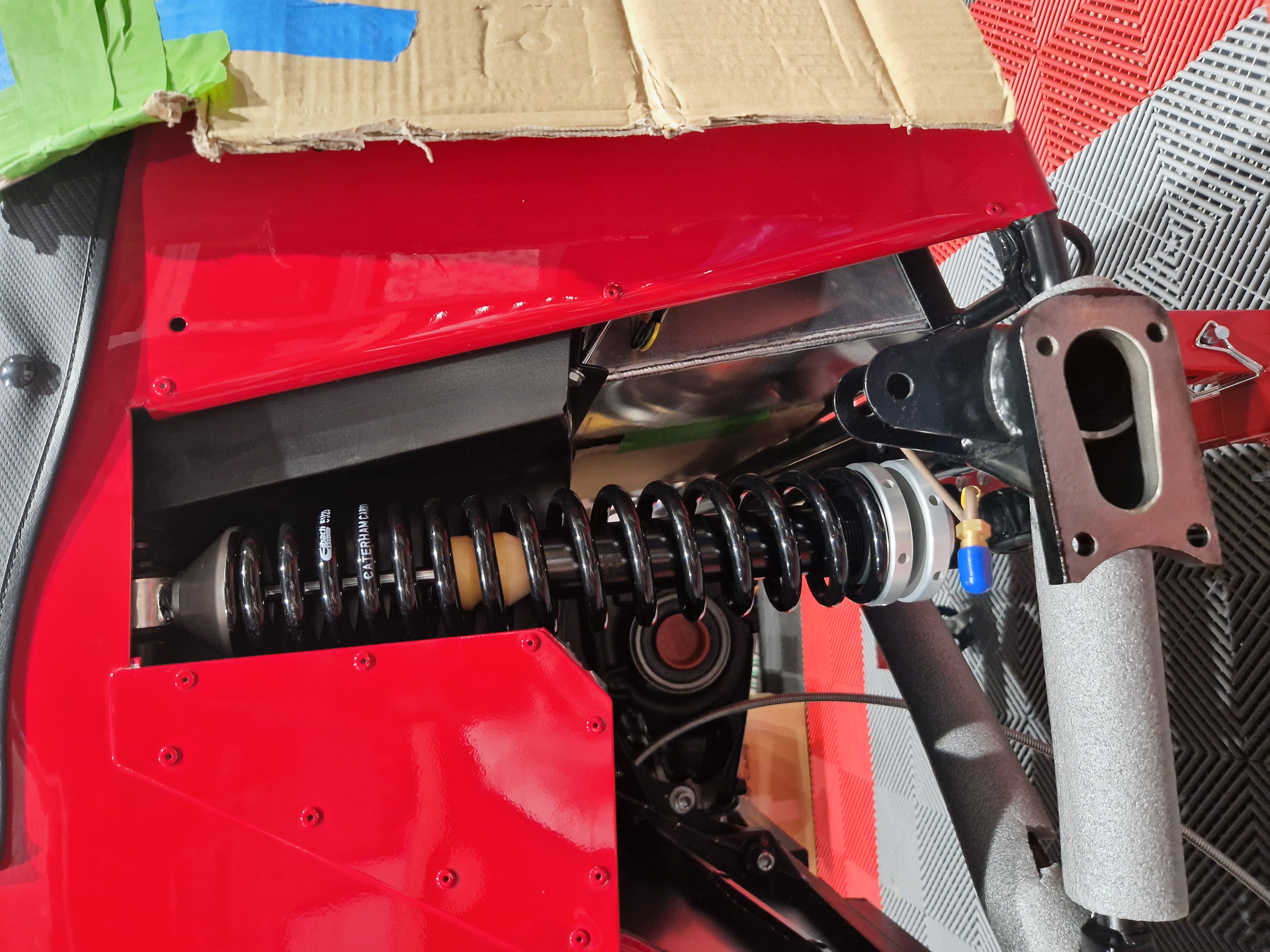Rear Dampers | Caterham 420R SV Build Blog