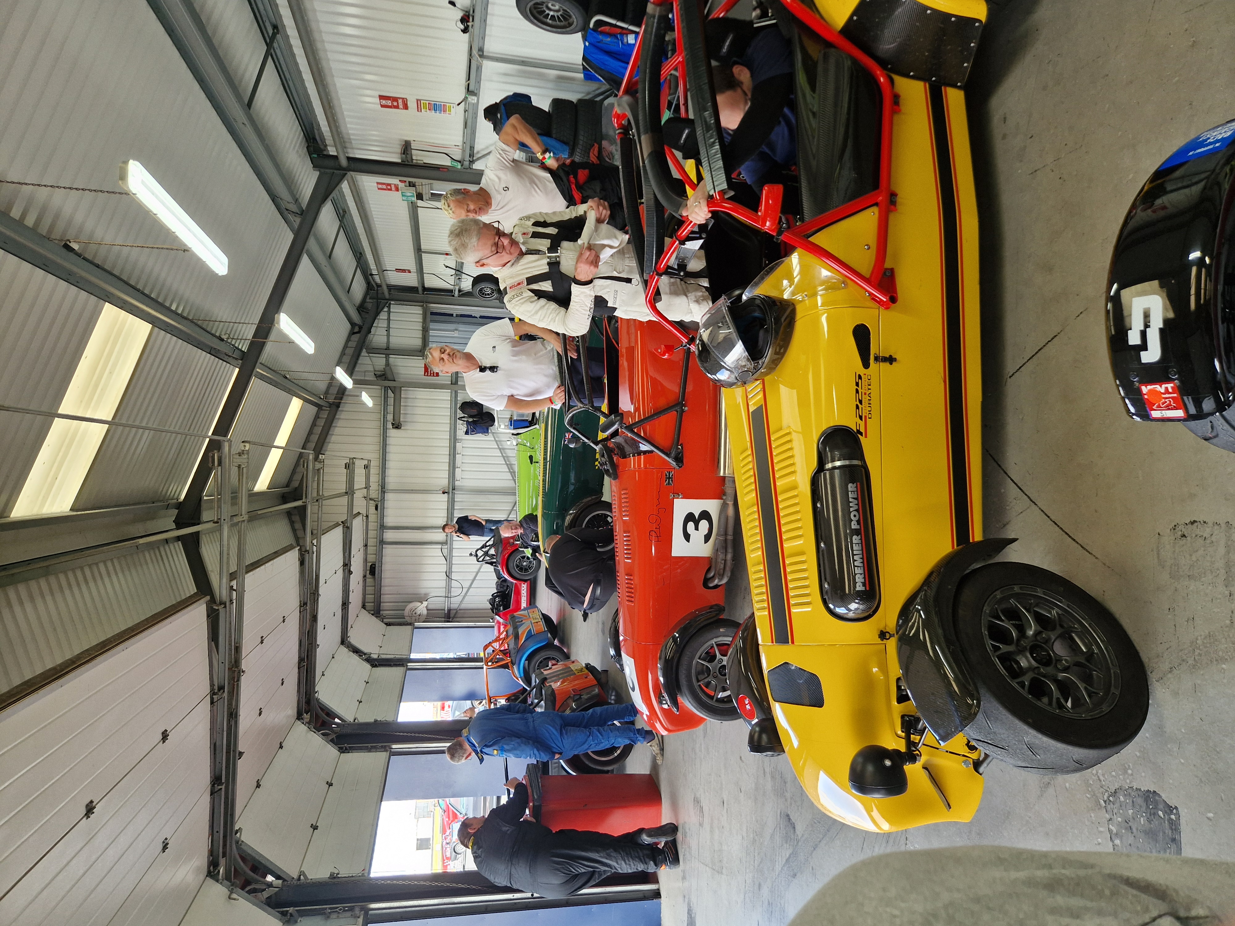 Trackday - Bedford Autodrome | Caterham 420R SV Build Blog